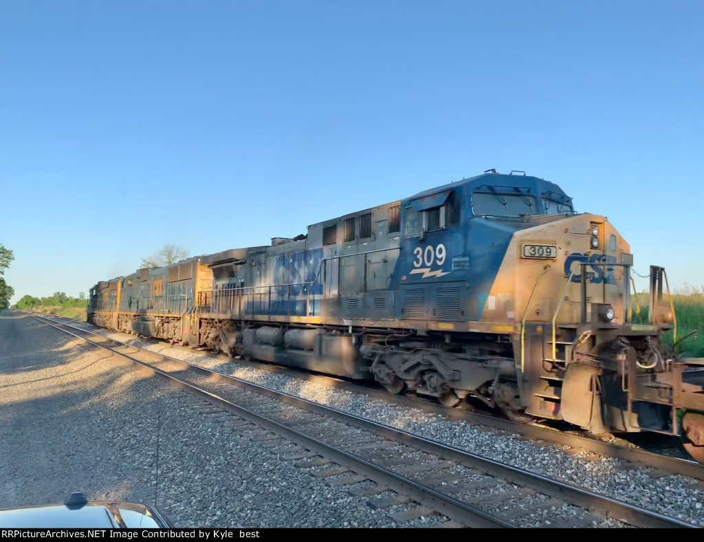 CSX 309 on Q008
